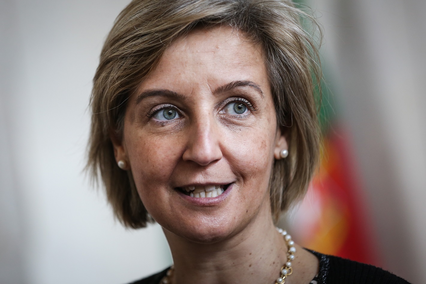 Marta Temido diz em Coimbra que Governo está preocupado em controlar ...