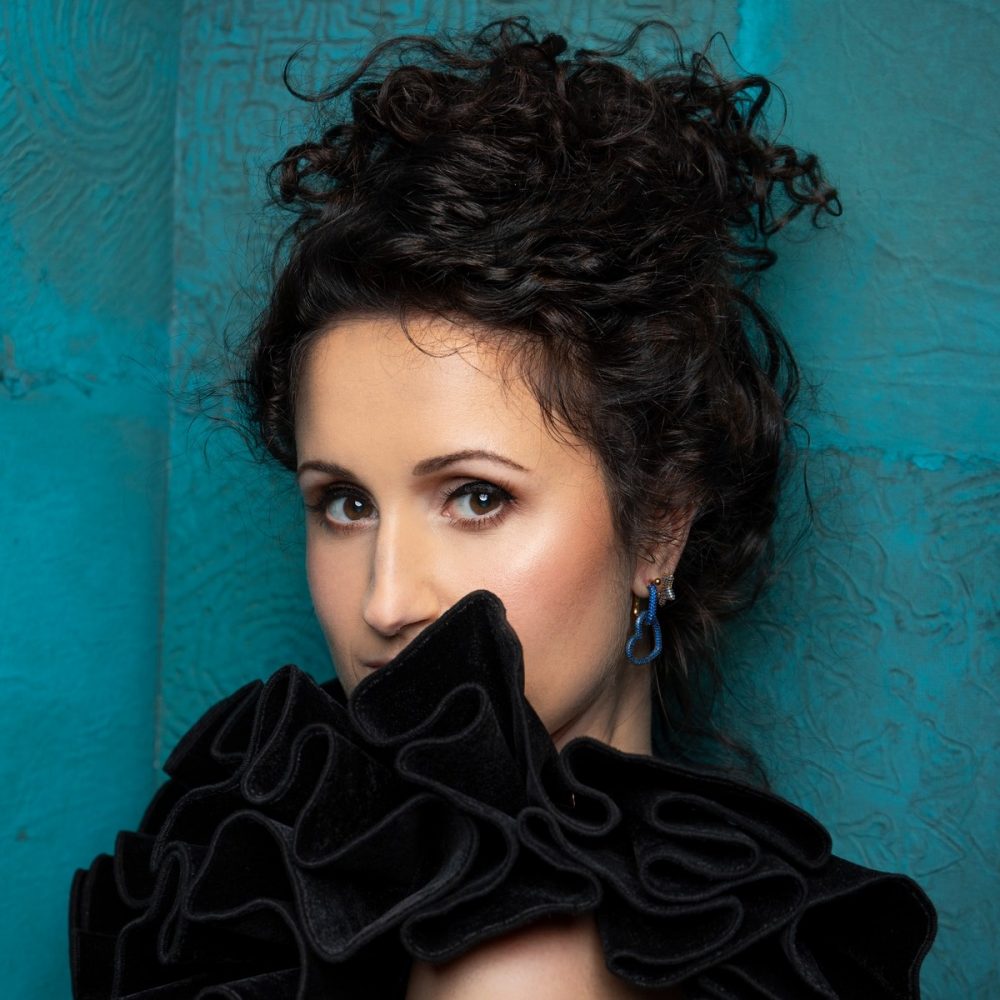 Maria Mendes edita álbum ao vivo e confirma presença no Festival de ...