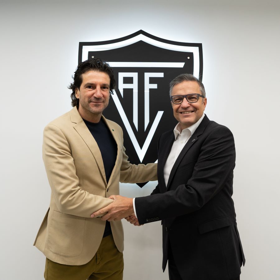 Pampilhosense Jorge Simão é o novo treinador do Académico de Viseu ...